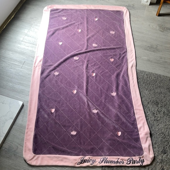 Juicy Couture | Bedding | Rare Vintage Juicy Slumber Party Travel Throw ...